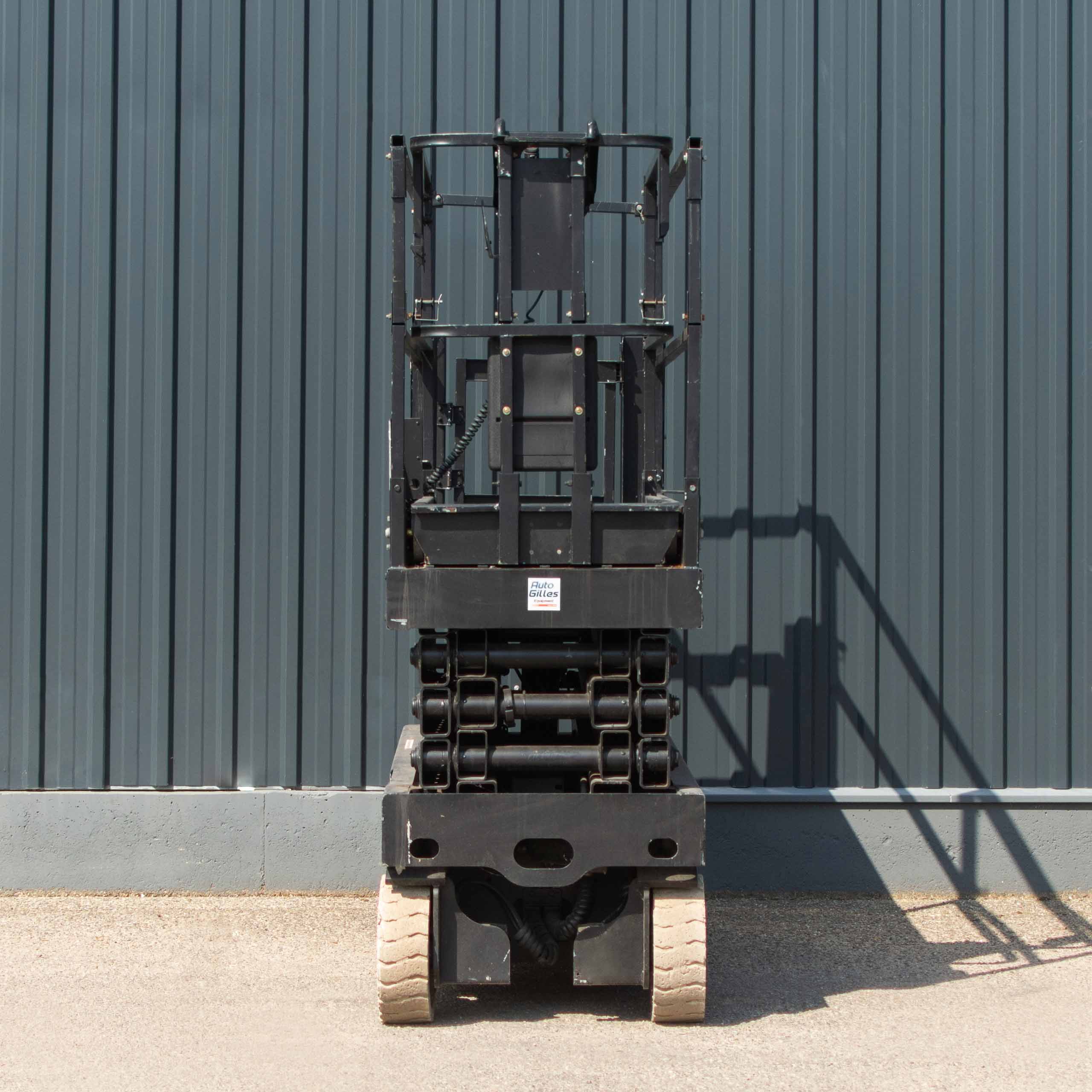 Genie Scherenbühne 7,5 m – Mietpark Kalkar